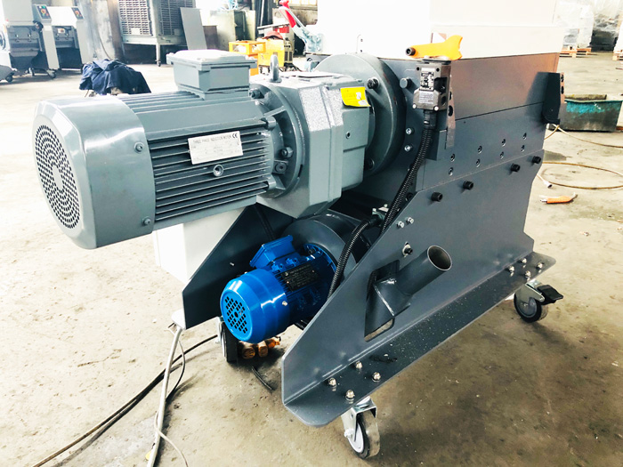 Slow-speed Screenless Granulator - Buy Slow-speed Screenless Granulator ...